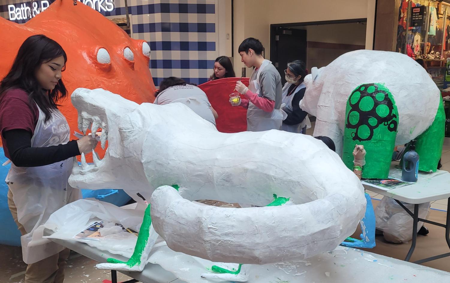 Morton East art students featured at North Riverside Mall – Pony ...